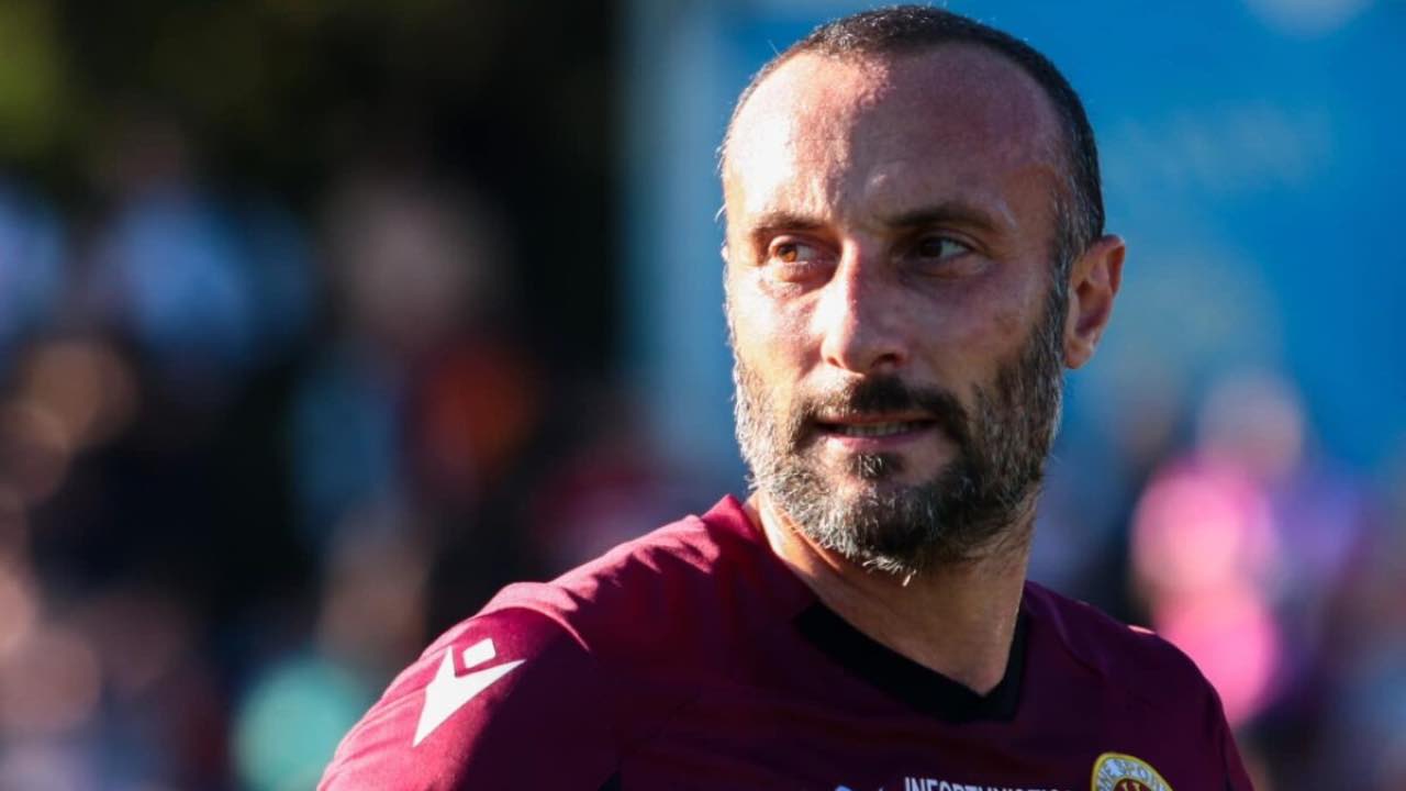 L'ultimo ballo, poi via le "Luci": la carriera dello storico capitano del Livorno, Andrea - SerieD24